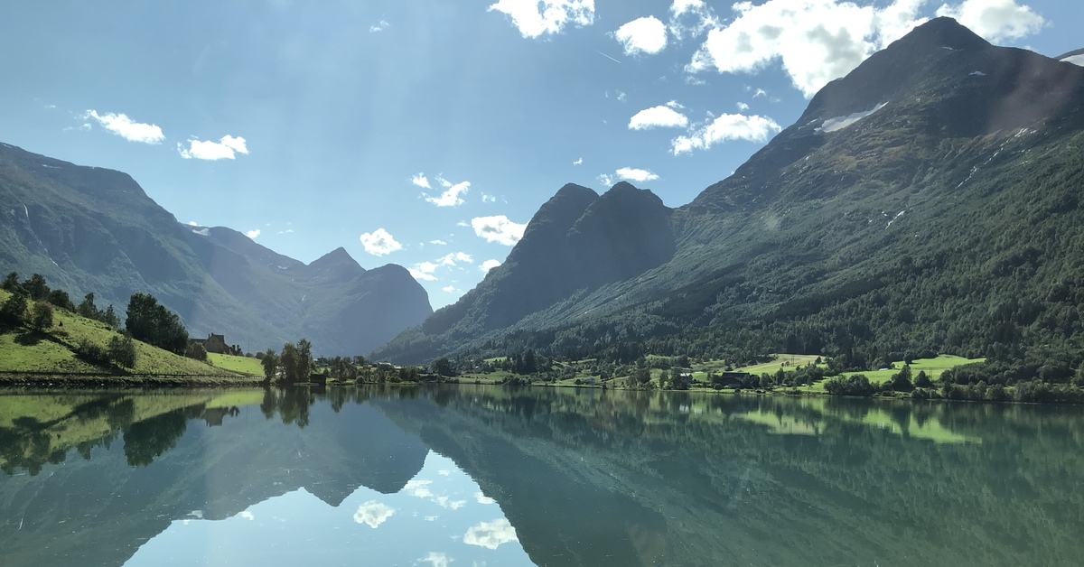 Озеро Floen, Olden, Норвегия | Пикабу
