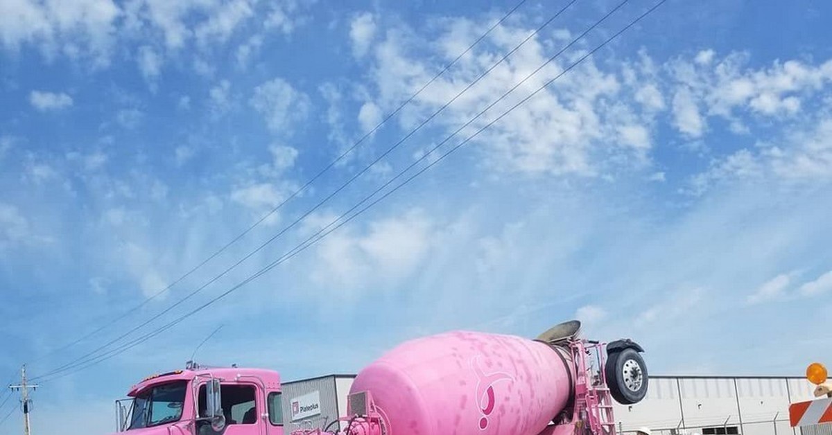 Pink concrete mixer | Пикабу