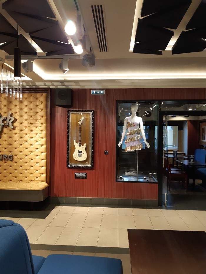 Hard Rock Cafe | Пикабу