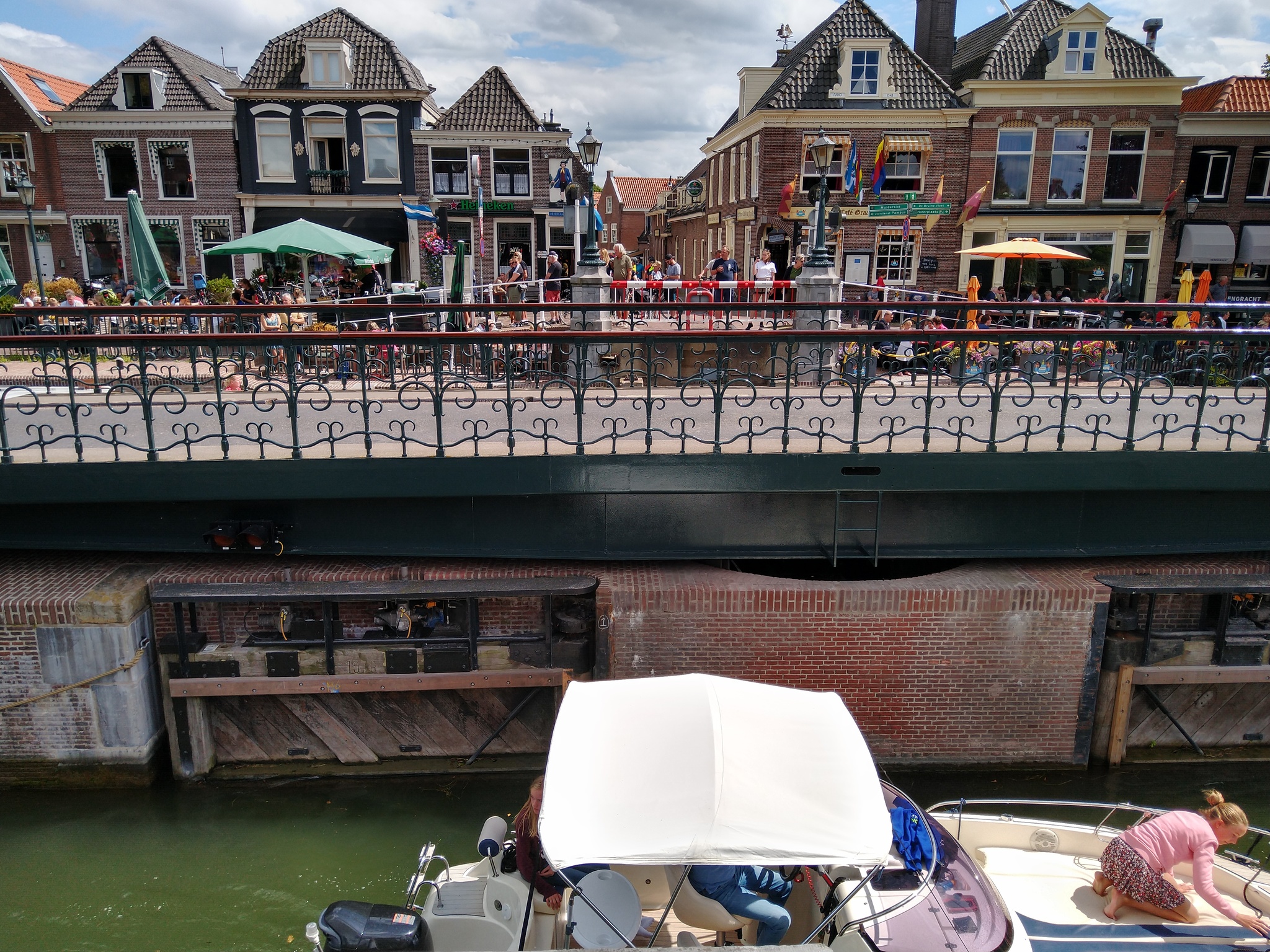 Weesp | Пикабу