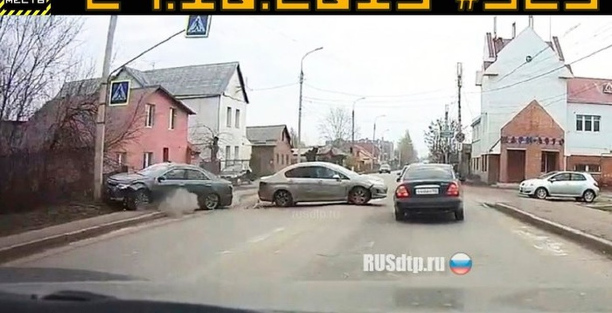 Новые записи АВАРИЙ и ДТП с АВТО видеорегистратора #329 [car crash ...